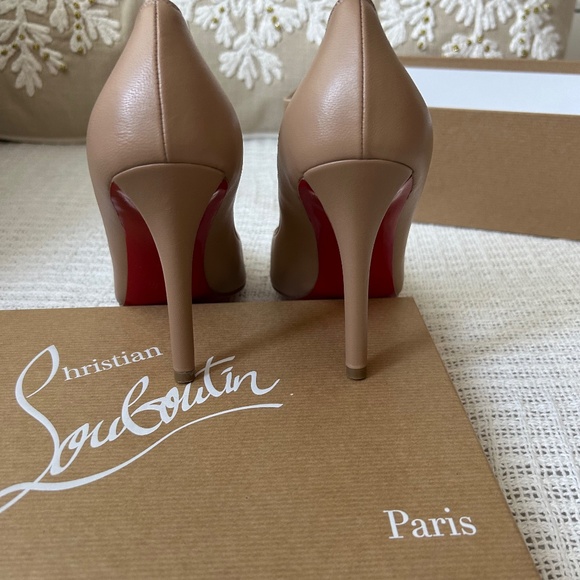 Christian Louboutin | Shoes | Christian Louboutin Apostrophy Pump ...